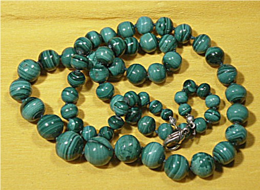 Malachit??? : Edelsteine und Schmuck Fälschungen - Heilsteine: Wirkung ...